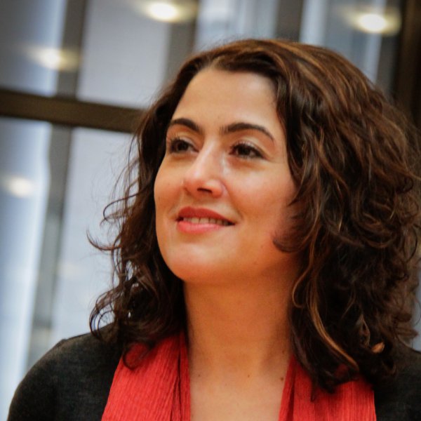 Sadet Karabulut bezoekt De Zuidhoek :: SP Schouwen-Duiveland Sadet Karabulut bezoekt De Zuidhoek :: SP Schouwen-Duiveland